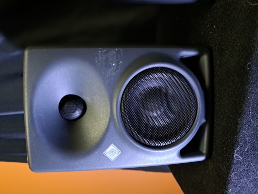 Gear Hunter | Neumann - KH 80 DSP